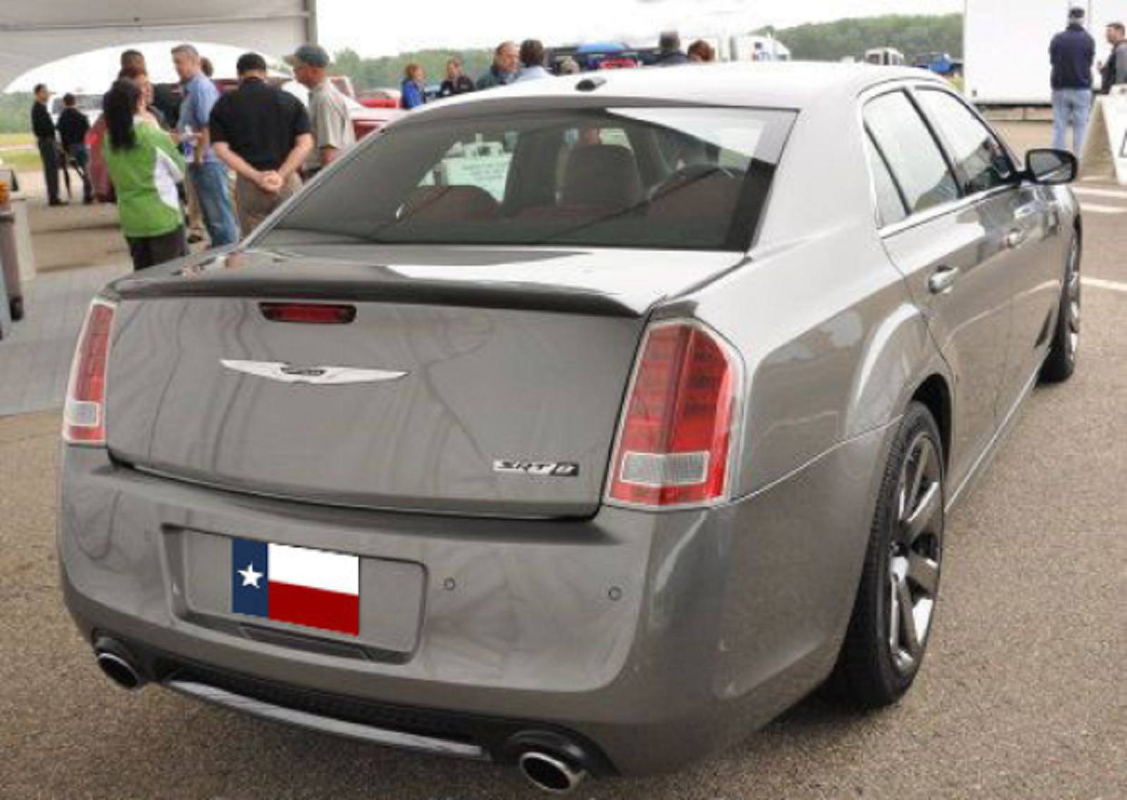 Chrysler 300 SRT-8 Factory Style Flush No Light Spoiler (2011-2023 ...